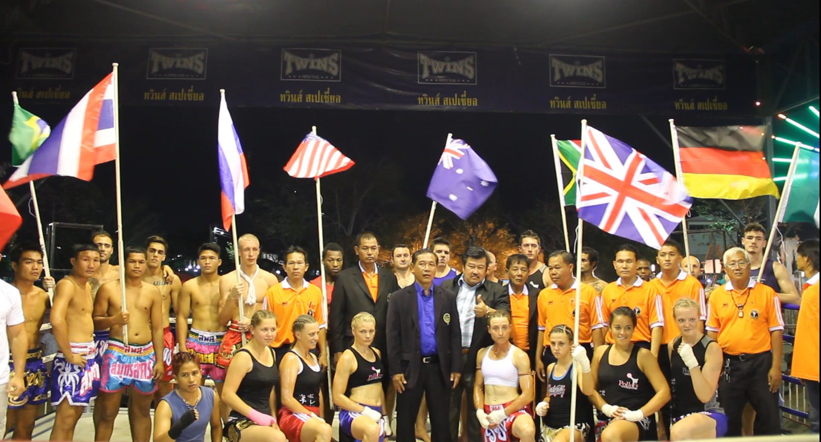 1ab | Under The Ropes